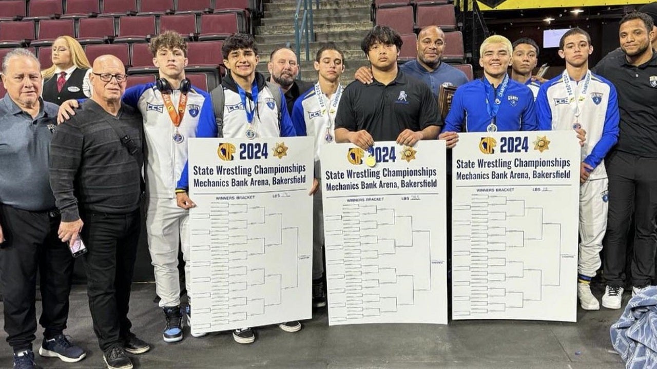 UFC legend Daniel Cormier leads three Gilroy wrestlers to CIF state titles