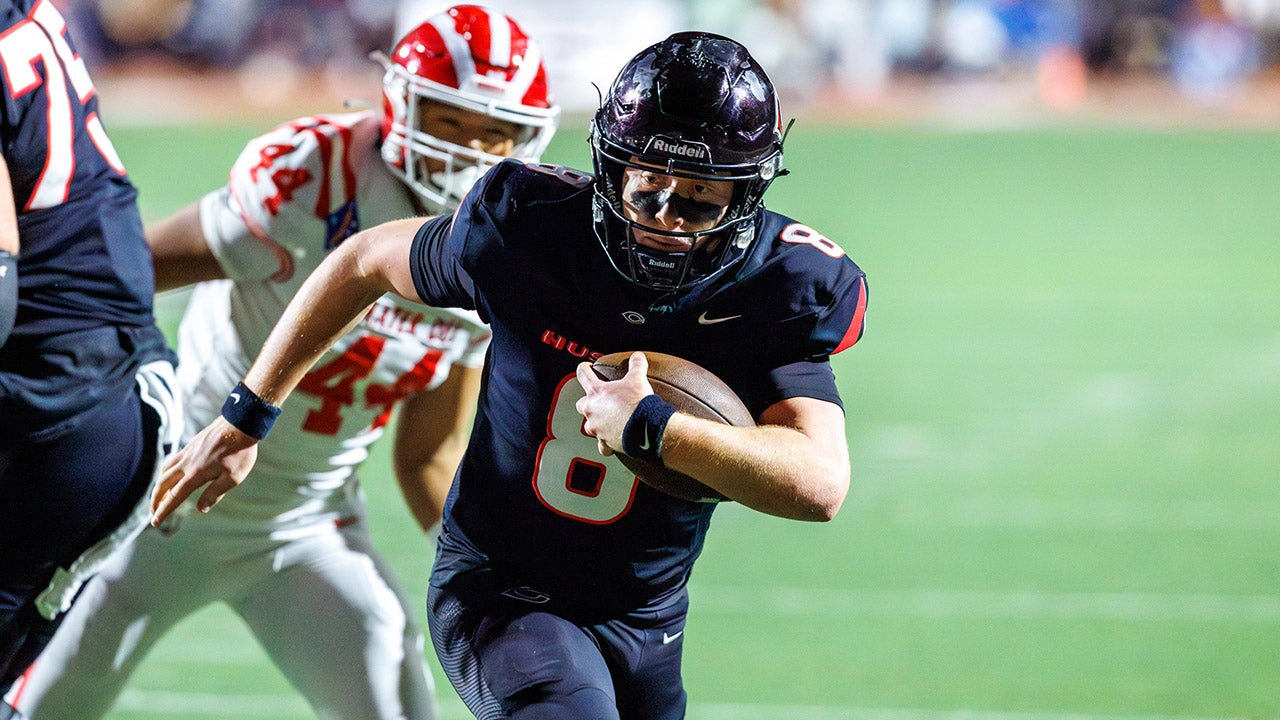 Highlights, recap: No. 4 Corona Centennial outlasts No. 5 Mater Dei 28-27 in Southern Section ...