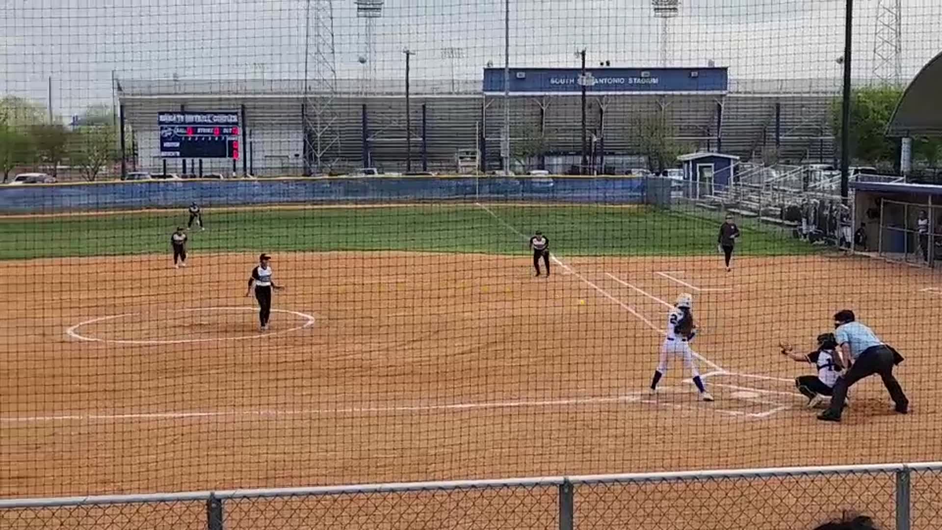 Softball Game Preview: South San Antonio Bobcats vs. MacArthur Brahmas