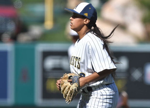 Female high school baseball pitcher Jillian Albayati to take mound in ...