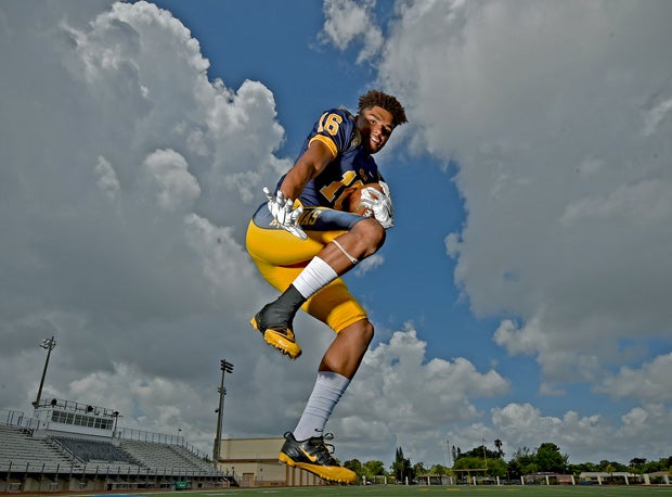 Preseason Top 25 Athletes to Watch, presented by Motorola: No. 13 ...