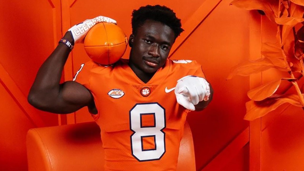 Gideon Davidson named 2024 MaxPreps Virginia High School Football ...