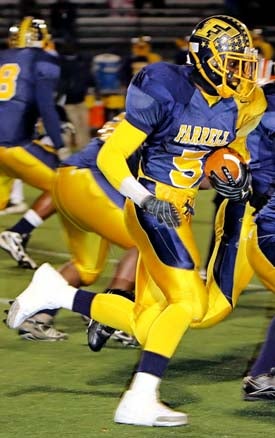 Pennsylvania: Top-ranked Farrell football survives Clarion