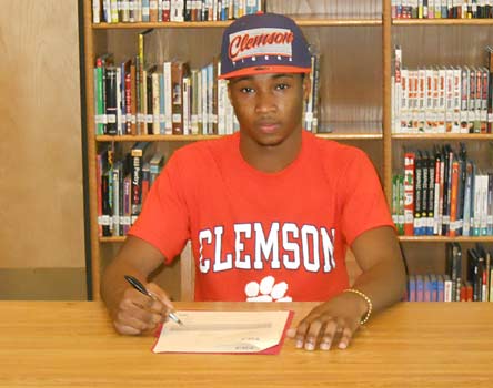 Tevin Hester to attend Clemson