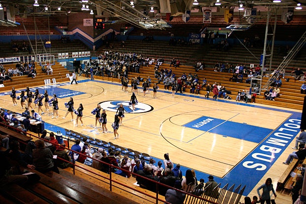 The 10 largest high school basketball gyms in Indiana (Photos)