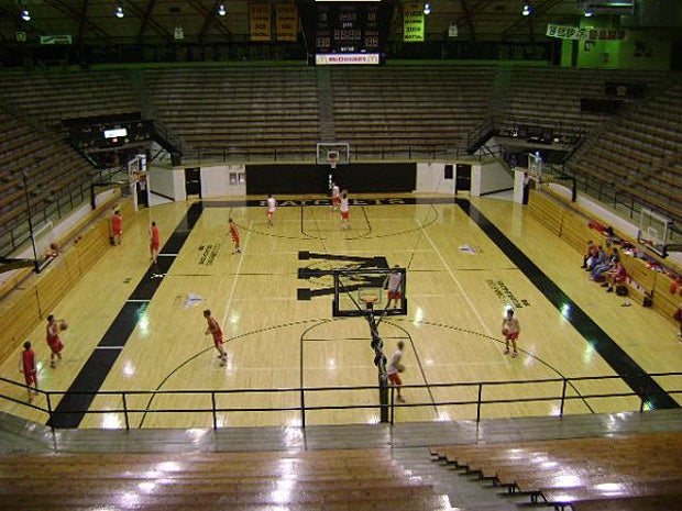 The 10 largest high school basketball gyms in Indiana (Photos)