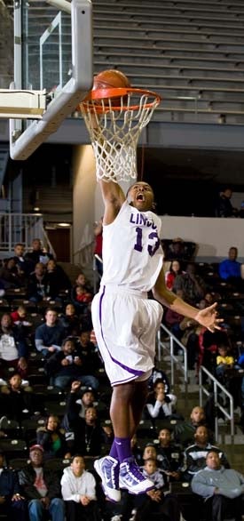 Texas: Spreading cheer this high school basketball season