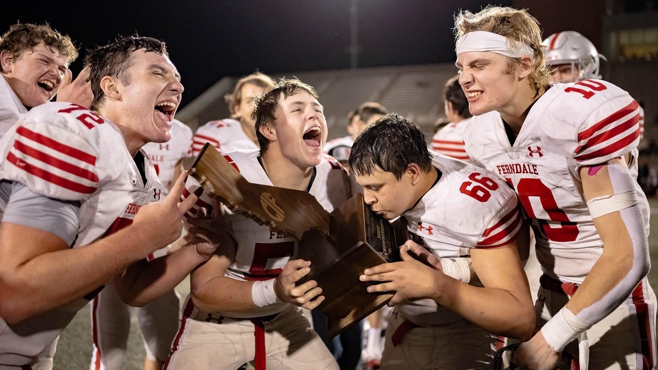 High school football: Food Network star Guy Fieri helps hometown ...