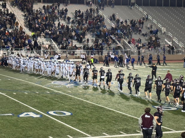La Vernia vs Davenport | Football | 12/5/2025