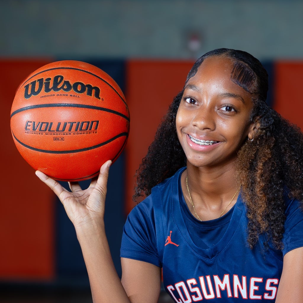 Basketball Recap: Sanai Hayter Leads a Balanced Attack to Beat Liberty ...