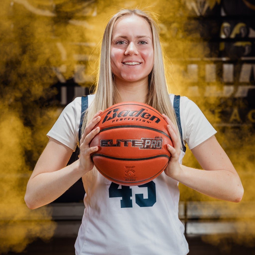 Kayla Lee Game Report: vs Federal Way + How To Watch