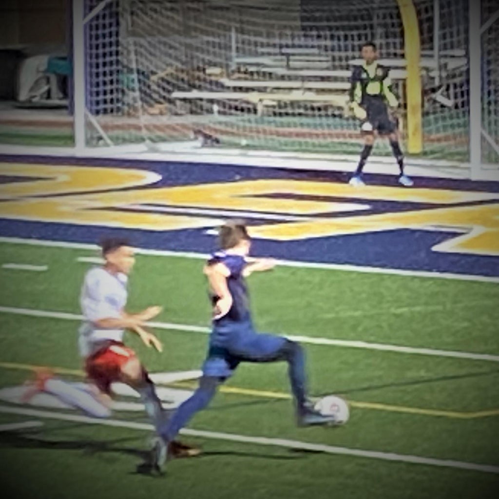 Brandon Renaud's St. Thomas Aquinas High School Career Home