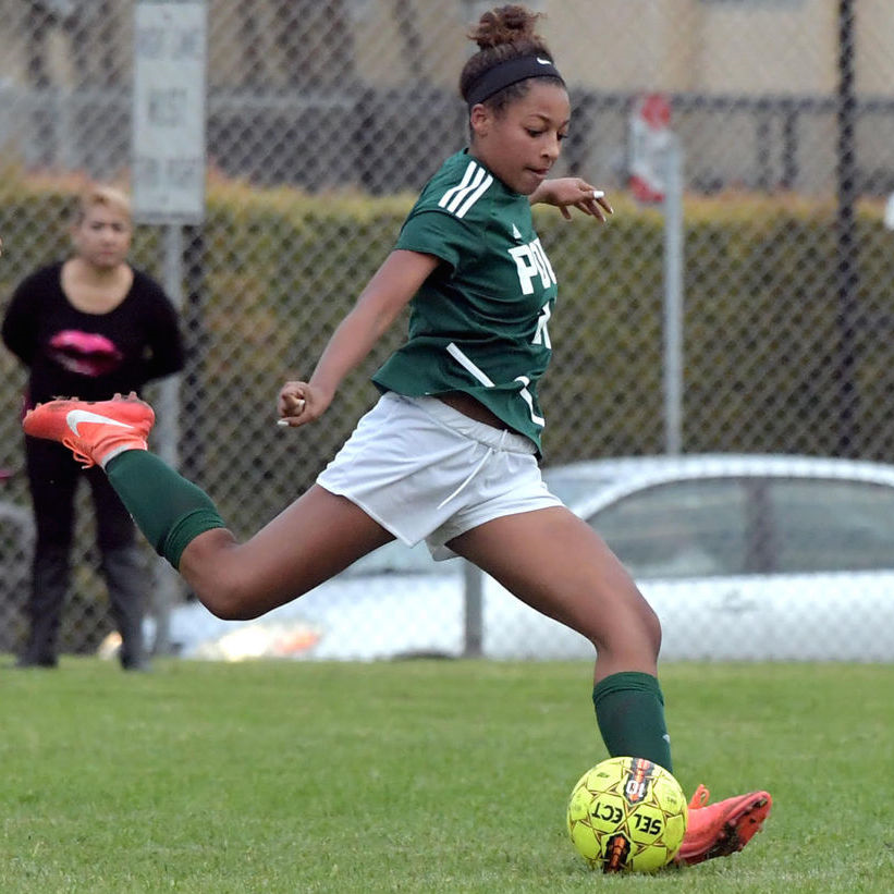 Aaqila Mclyn's High School Career Home