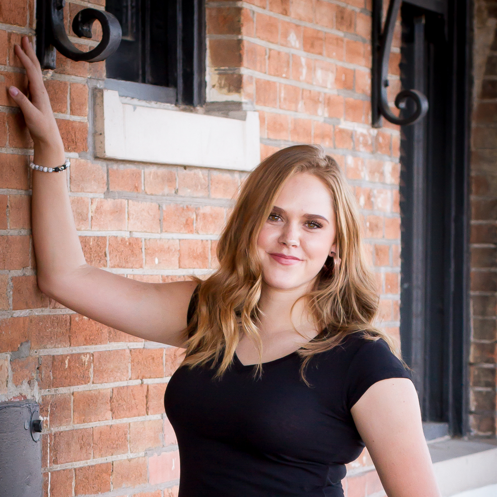 Taylor Jackson's Robertson High School Bio