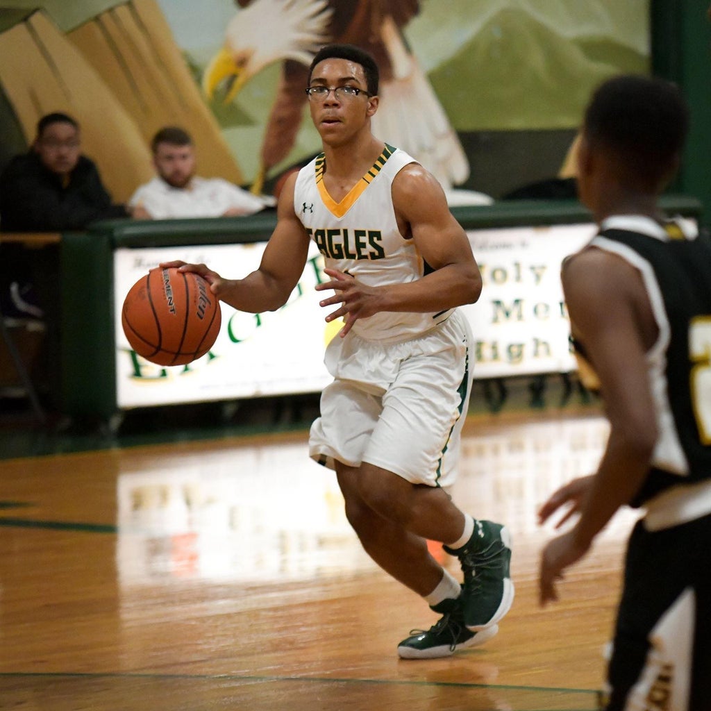 Jalen Bell's Holy Savior Menard High School Basketball Stats