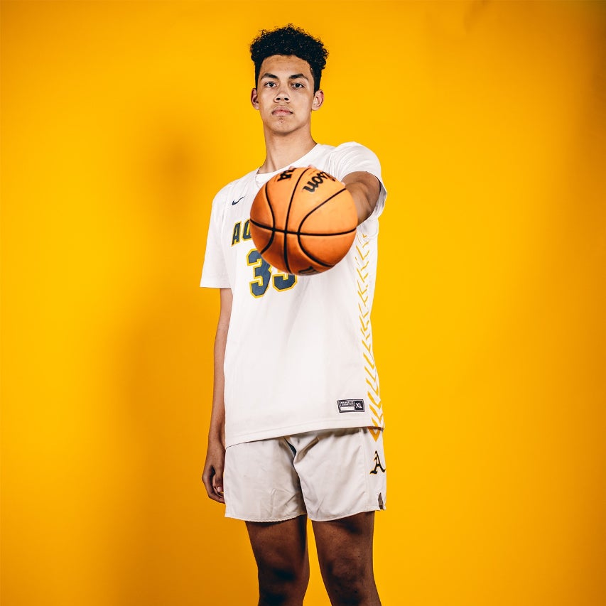 Tyler Benton's St. Thomas Aquinas High School Career Home