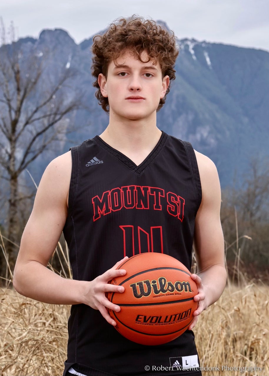 Bennett Olujic High School Basketball Stats Mount Si (Snoqualmie, WA) | MaxPreps