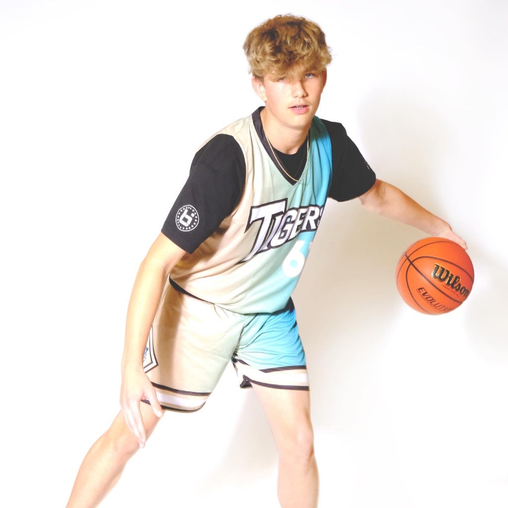 Nikita Kochnev's Oakwood High School Career Home