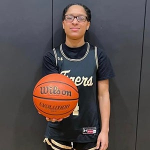 Layla Hampton's Whitehaven High School Bio