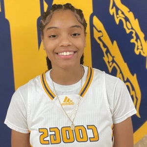 Aniah Richard- Holmes' Pro Photos