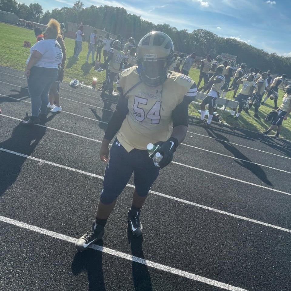 Kendall Batson's (Oxon Hill, MD) Potomac High School Bio