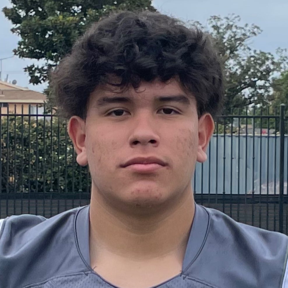 Benjamin Macias' St. Genevieve High School Football Stats