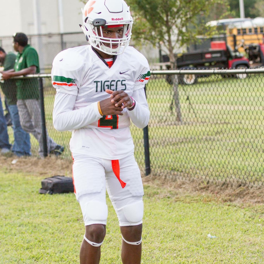 Quadry Jones' Jones High School Career Home