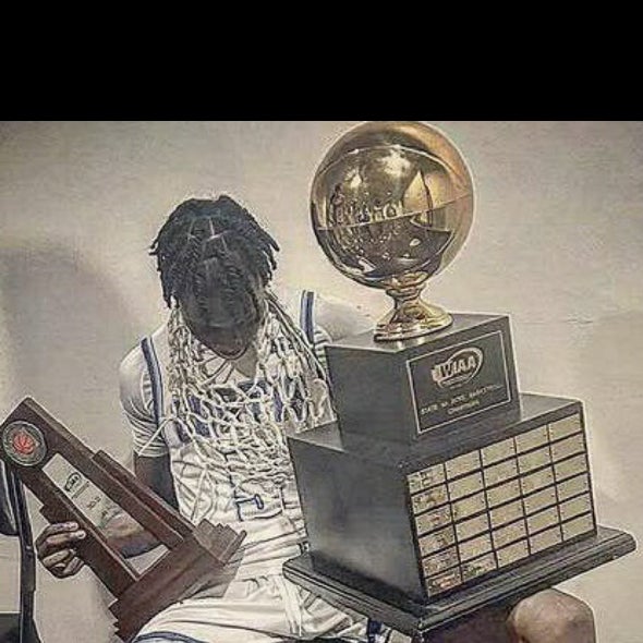 Zoom Diallo's (University Place, WA) Pro Photos