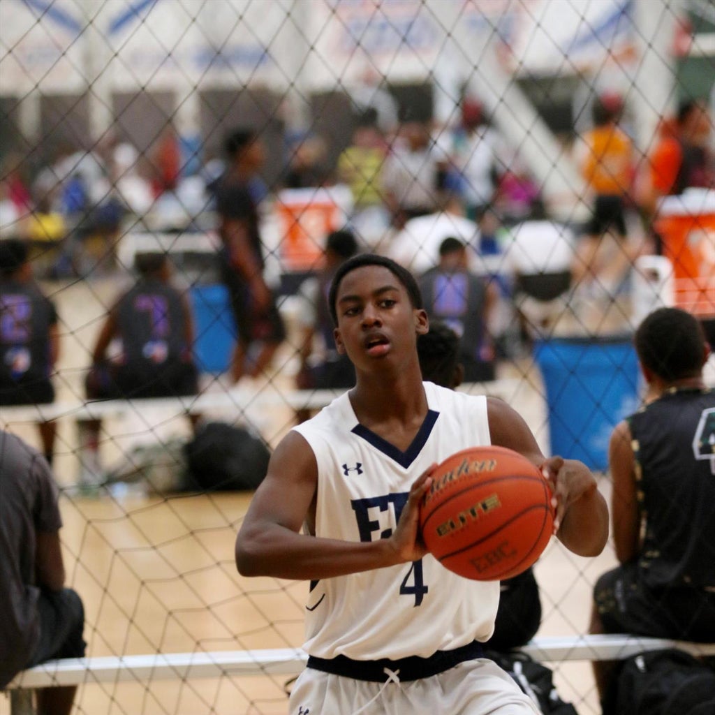 Grant Hunt's Eastside Catholic High School Basketball Stats