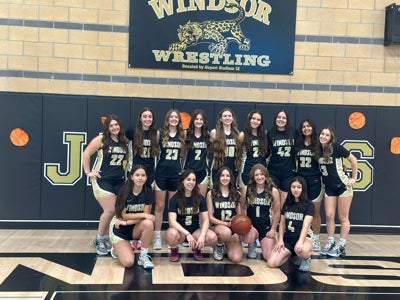 Windsor High School (CA) Girls Varsity Basketball
