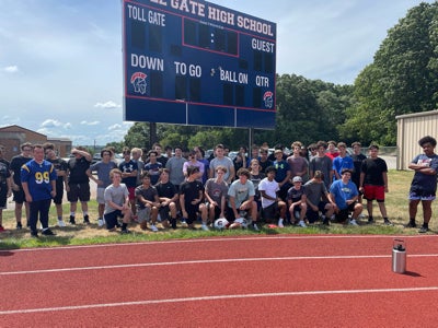 Toll Gate High School (Warwick, RI) Varsity Football