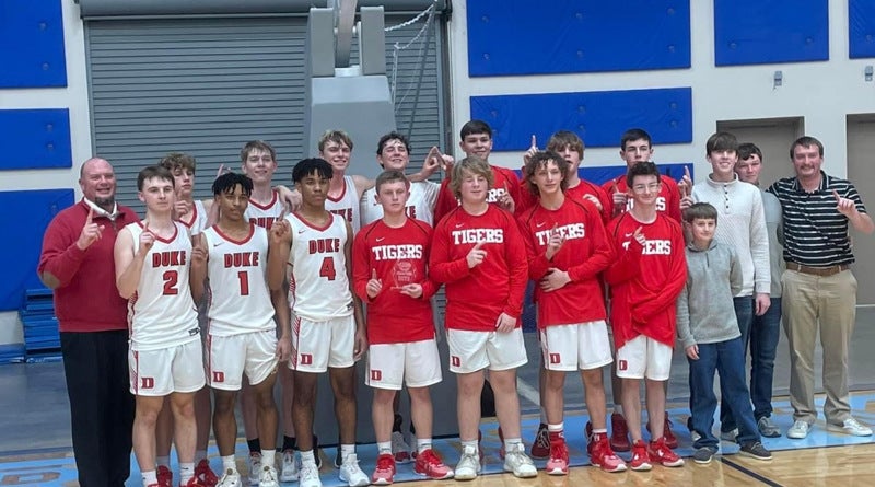 Duke High School (OK) Varsity Basketball