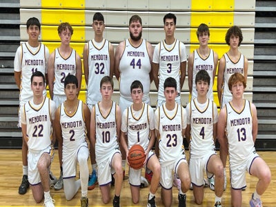 Roster - Mendota Trojans (Mendota, IL) Varsity Basketball 22-23