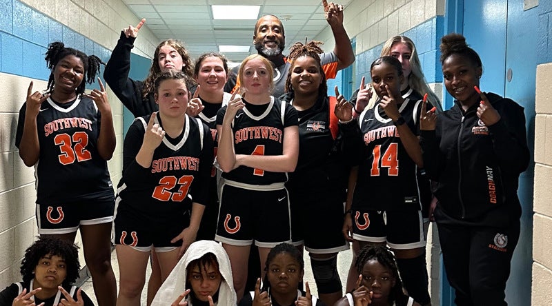 Southwest Onslow High School (Jacksonville, NC) Girls Varsity Basketball