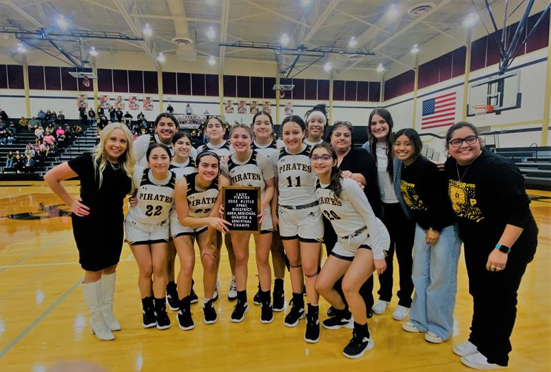 Roster - Lytle Pirates (Lytle, TX) Girls Varsity Basketball 22-23