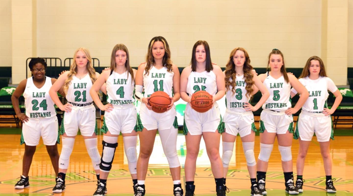 Roster - Overton Mustangs (Overton, TX) Girls Varsity Basketball 22-23